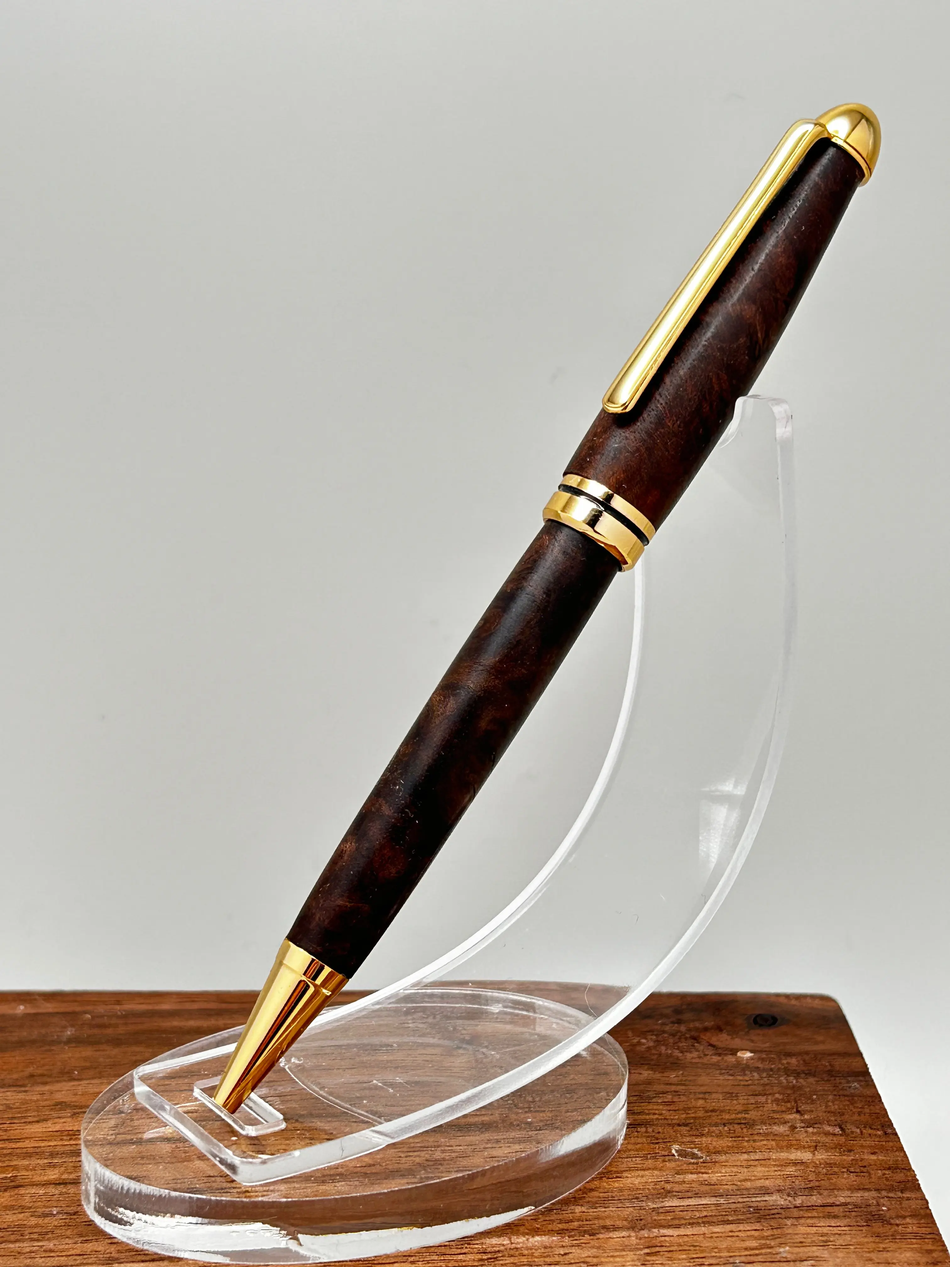 Executive Pen - Walnut / Gold - Franklin Woodcrafts